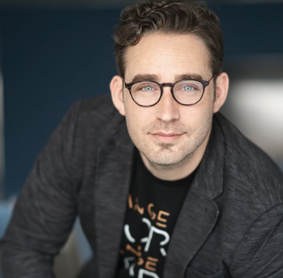 Introducing - Phil M. Jones - BigSpeak Motivational Speakers Bureau ...