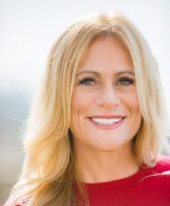 Robyn Benincasa Keynote Speakers Bureau & Speaking Fee
