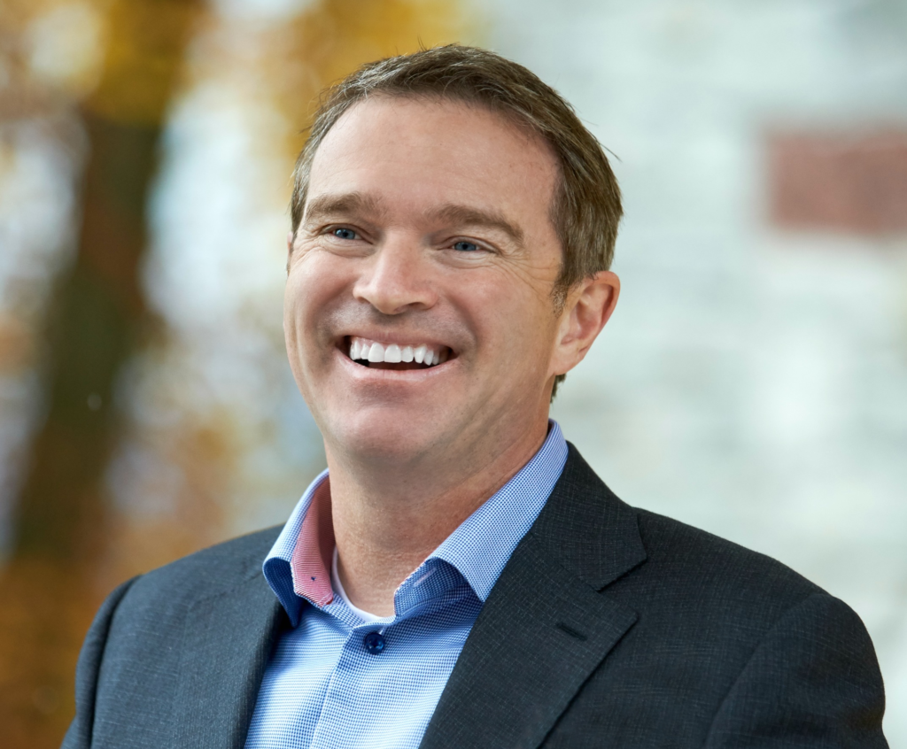 Adrian Gostick Keynote Speakers Bureau & Speaking Fee