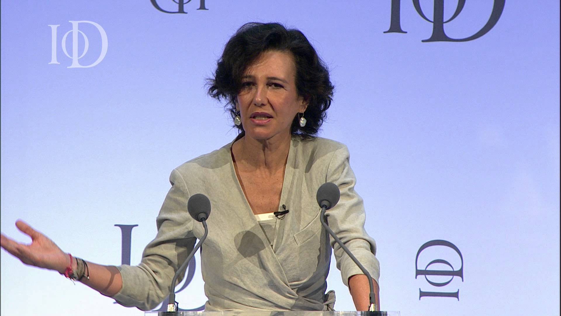 Ana Botín at the IoD Annual Convention 2013 - BigSpeak Motivational ...