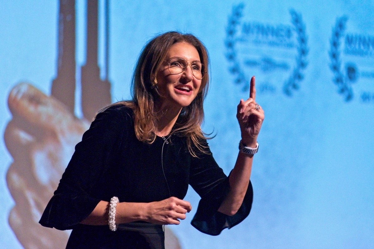 Barb Stegemann - Doing Well By Doing Good - BigSpeak Speaker Bureau