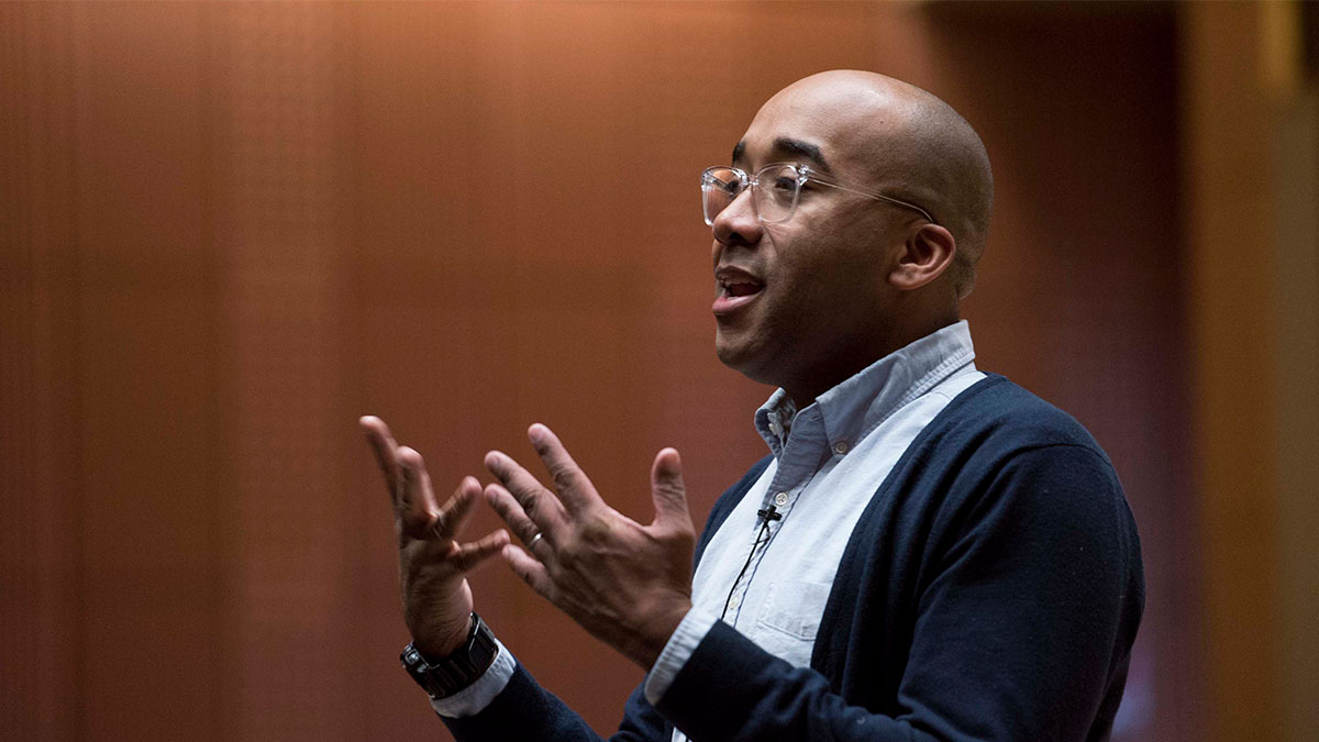 Marcus Collins Inducted into the AAF Hall of Achievement - BigSpeak ...