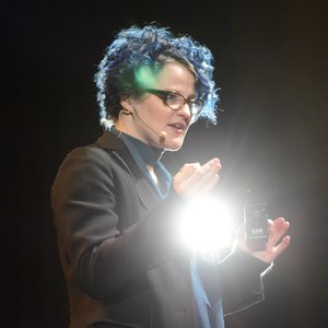 Keynote Speaker Emily Nagoski Speaking Fee and Information