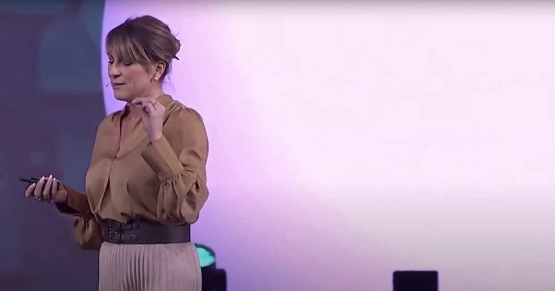 Jennifer Moss Speaker Reel 2024 - BigSpeak Motivational Speakers Bureau ...