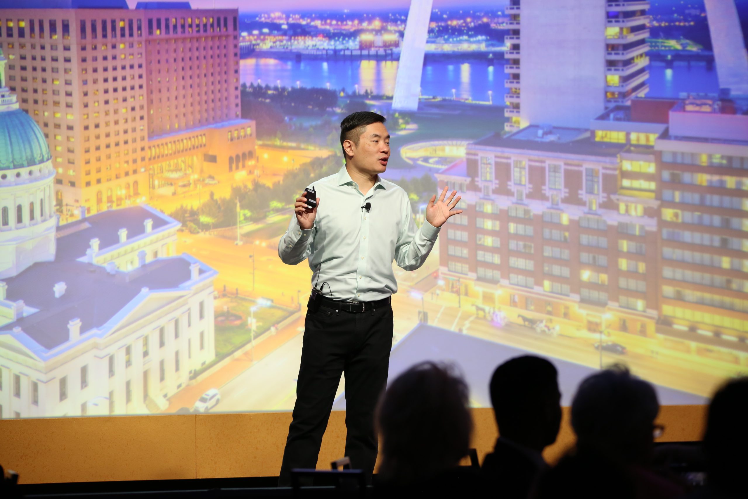 Social Media Trend is Giving GenZ More Courage! Hear from Founder Jia ...